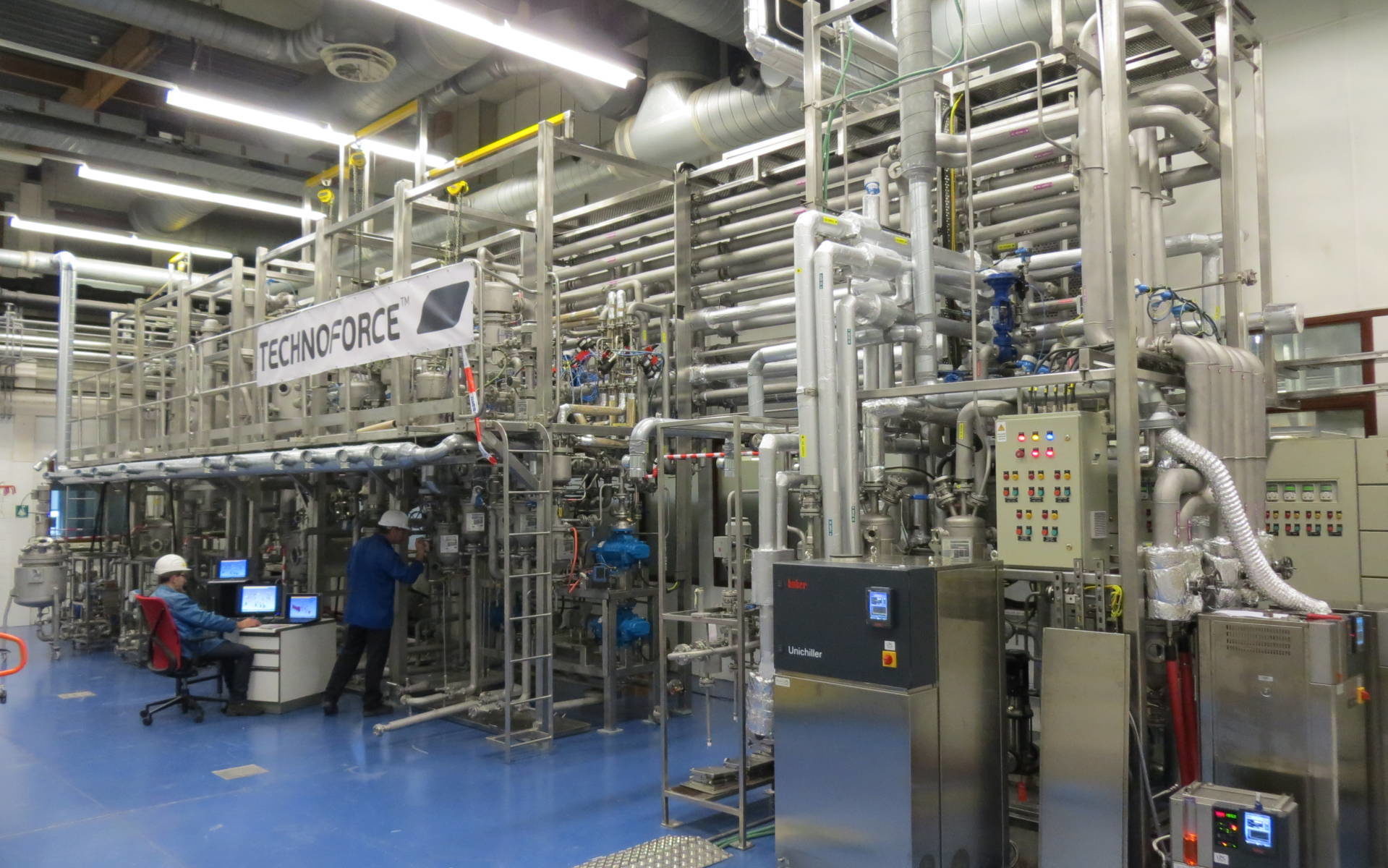 Four pilot plants under one roof - Agro & Chemistry