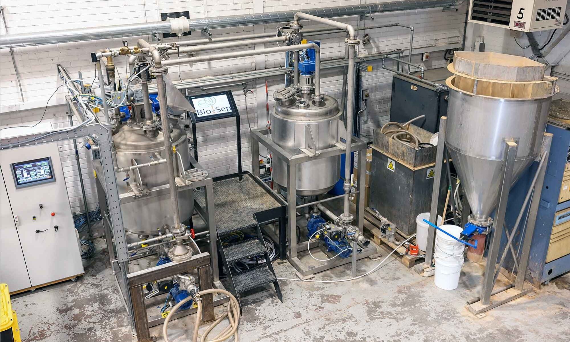 Developing biobased alternatives to petrochemical platform chemicals ...